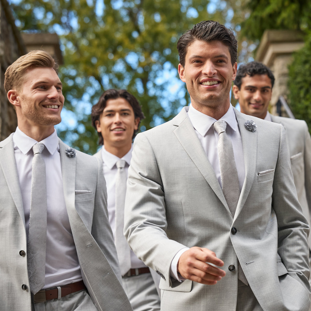 Tip Top | Suits & Men's Clothing | Canada's tailor since 1909